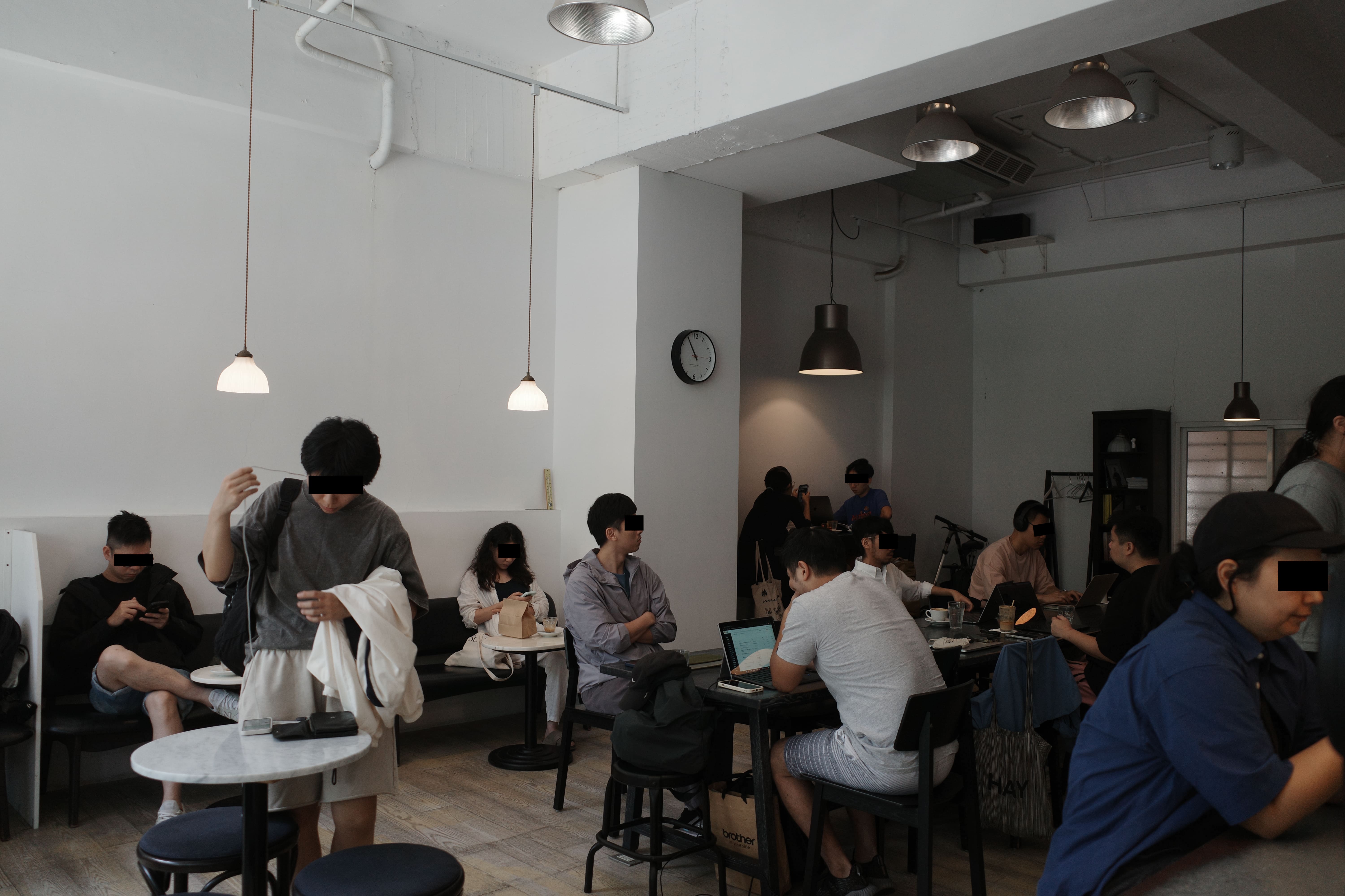 KiOSK｜忠孝新生｜經典沈穩的歐風咖啡廳 | 咖喳 Catcha