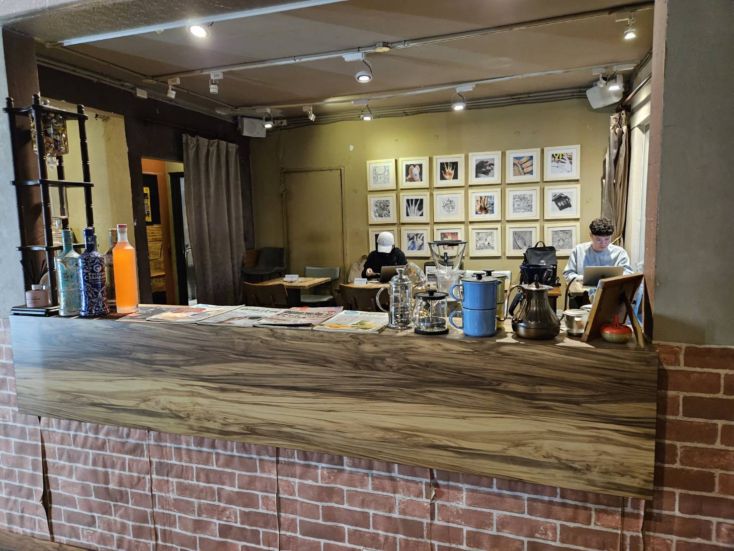 DOUSUN CAFE| 左先生的咖啡世界：沉靜木質風×慢步調深夜工作咖啡廳 | 咖喳 Catcha